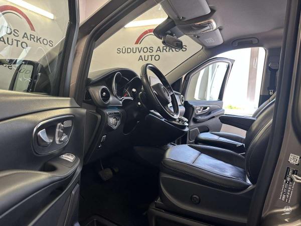 Brown Mercedes-Benz V 250 2014 in Marijampole, with an engine capacity of 2.14 L and mileage of 261 thousand km for 26700 €, photo 8 on AUTOMOTO.COM.LV