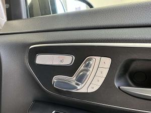 Brown Mercedes-Benz V 250 2014 in Marijampole, with an engine capacity of 2.14 L and mileage of 261 thousand km for 26700 €, photo 25 on AUTOMOTO.COM.LV
