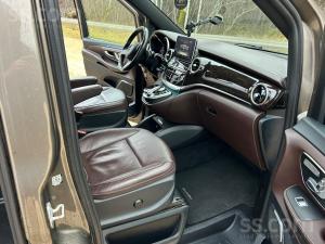 Brūns Mercedes-Benz V 250 2015 Rīga, ar dzinēja tilpumu 2.20 L un nobraukumu 179 tūkst. km par 26900 €, foto 22 vietnē AUTOMOTO.COM.LV