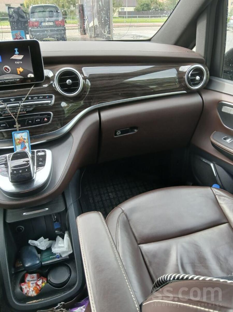 Brown Mercedes-Benz V 250 2017 in Rezekne, with an engine capacity of 2.20 L and mileage of 325 thousand km for 22500 €, photo 9 on AUTOMOTO.COM.LV