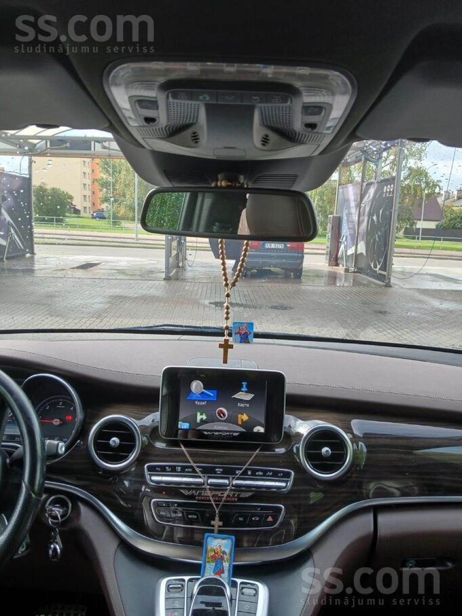 Brown Mercedes-Benz V 250 2017 in Rezekne, with an engine capacity of 2.20 L and mileage of 325 thousand km for 22500 €, photo 10 on AUTOMOTO.COM.LV