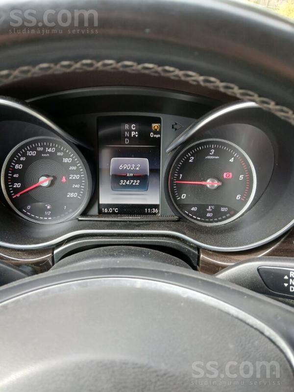 Mercedes-Benz V 250 2017 in Rezekne on AUTOMOTO.COM.LV Brown Mercedes-Benz V 250 2017 in Rezekne, with an engine capacity of 2.20 L and mileage of 325 thousand km for 22500 €, photo 11 on AUTOMOTO.COM.LV