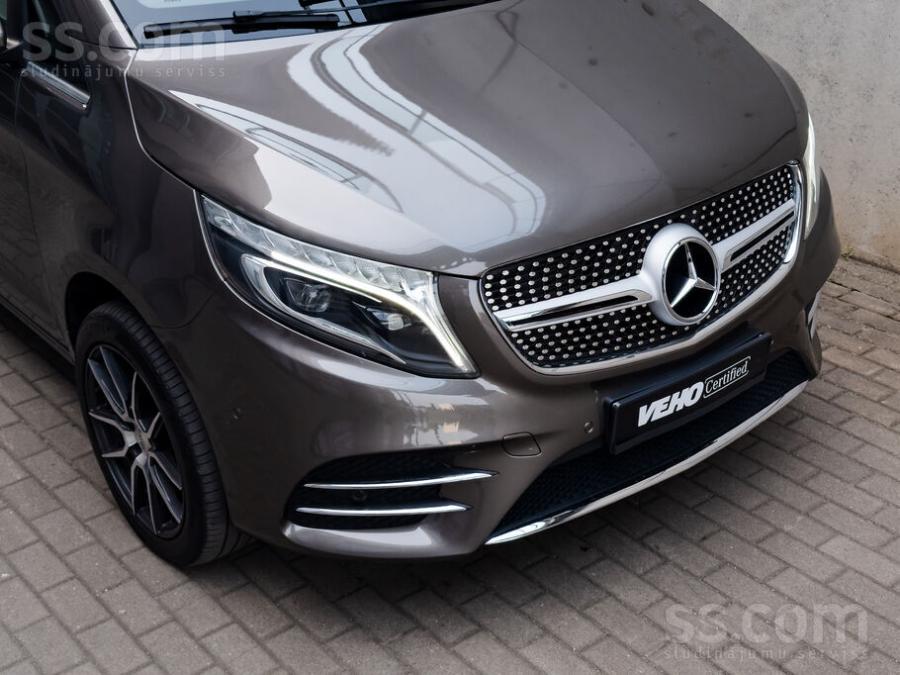 Brown Mercedes-Benz V 250 2018 in Riga, with an engine capacity of 2.20 L and mileage of 169 thousand km for 68900 €, photo 3 on AUTOMOTO.COM.LV