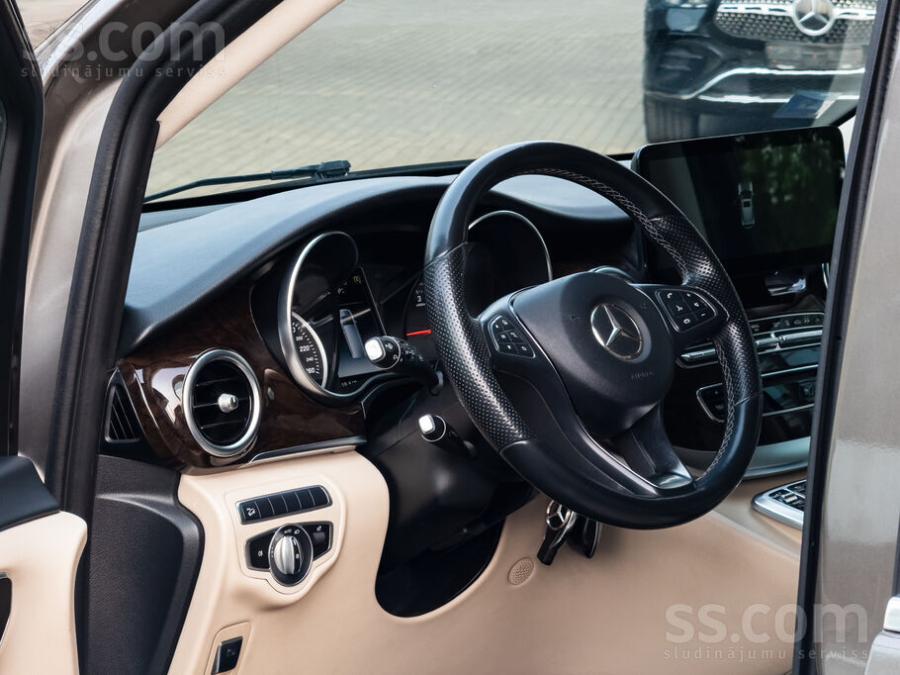 Brown Mercedes-Benz V 250 2018 in Riga, with an engine capacity of 2.20 L and mileage of 169 thousand km for 68900 €, photo 10 on AUTOMOTO.COM.LV