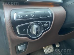 Brown Mercedes-Benz V 250 2018 in Riga, with an engine capacity of 2.20 L and mileage of 110 thousand km for 45000 €, photo 11 on AUTOMOTO.COM.LV