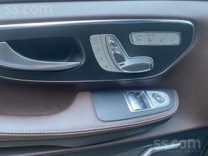 Brown Mercedes-Benz V 250 2018 in Riga, with an engine capacity of 2.20 L and mileage of 110 thousand km for 45000 €, photo 12 on AUTOMOTO.COM.LV
