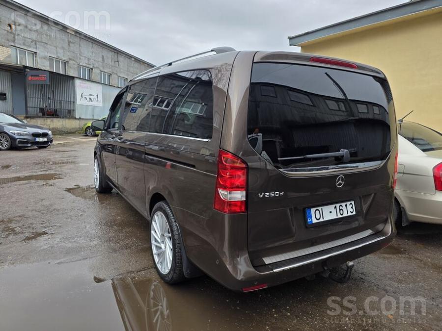 Brūns Mercedes-Benz V 250 2015 Ogre, ar dzinēja tilpumu 2.20 L un nobraukumu 313 tūkst. km par 22784 €, foto 4 vietnē AUTOMOTO.COM.LV