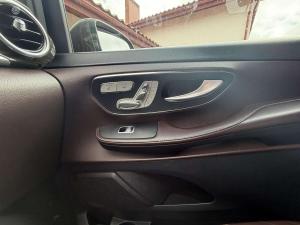 Brūns Mercedes-Benz V 250 2015 Palanga, ar dzinēja tilpumu 2.14 L un nobraukumu 275 tūkst. km par 28900 €, foto 4 vietnē AUTOMOTO.COM.LV
