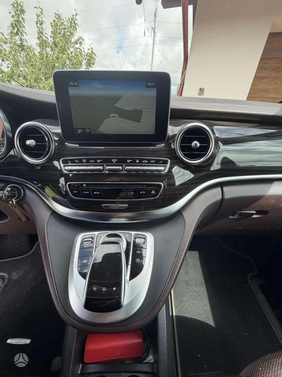 Brūns Mercedes-Benz V 250 2015 Palanga, ar dzinēja tilpumu 2.14 L un nobraukumu 275 tūkst. km par 28900 €, foto 7 vietnē AUTOMOTO.COM.LV