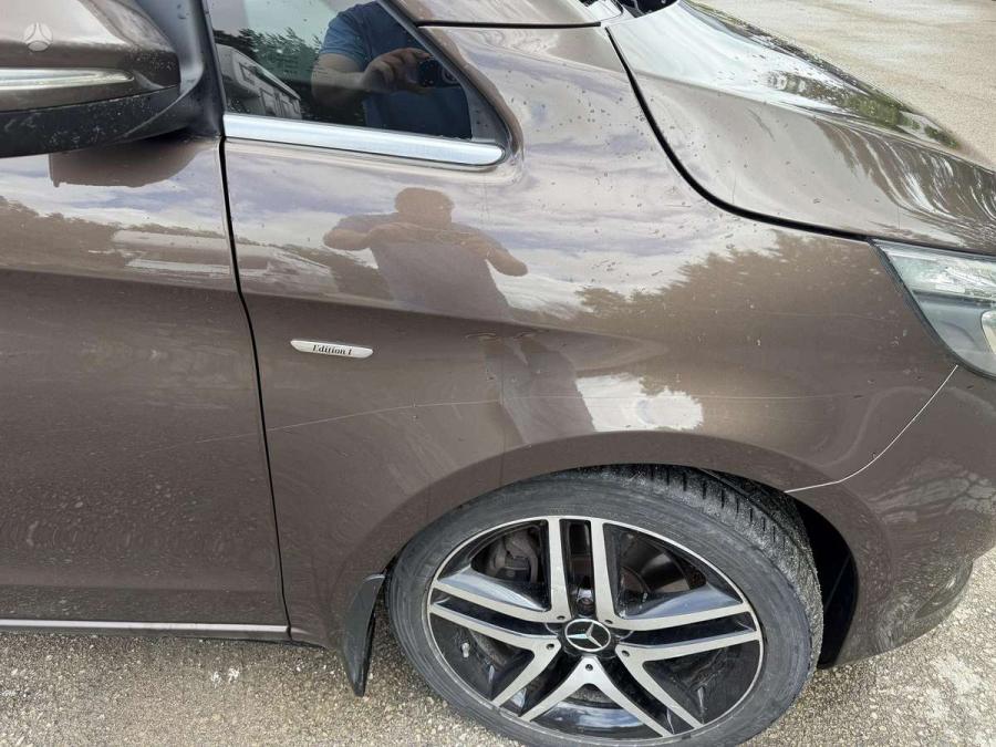 Brūns Mercedes-Benz V 250 2015 Palanga, ar dzinēja tilpumu 2.14 L un nobraukumu 275 tūkst. km par 28900 €, foto 25 vietnē AUTOMOTO.COM.LV