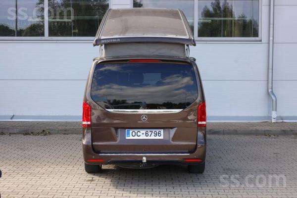 Brown Mercedes-Benz V 250 2016 in Riga, with an engine capacity of 2.10 L and mileage of 304 thousand km for 36495 €, photo 9 on AUTOMOTO.COM.LV