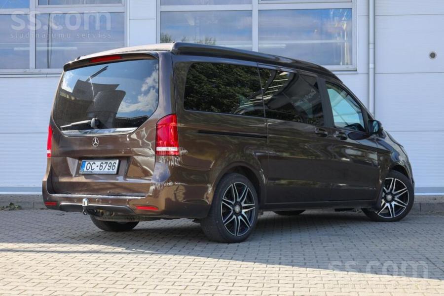 Brown Mercedes-Benz V 250 2016 in Riga, with an engine capacity of 2.10 L and mileage of 304 thousand km for 36495 €, photo 10 on AUTOMOTO.COM.LV