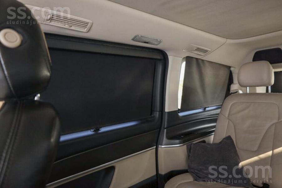 Brown Mercedes-Benz V 250 2016 in Riga, with an engine capacity of 2.10 L and mileage of 304 thousand km for 36495 €, photo 20 on AUTOMOTO.COM.LV