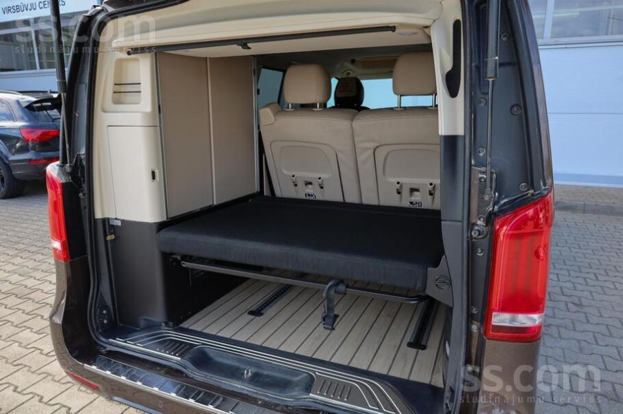 Brown Mercedes-Benz V 250 2016 in Riga, with an engine capacity of 2.10 L and mileage of 304 thousand km for 36495 €, photo 25 on AUTOMOTO.COM.LV