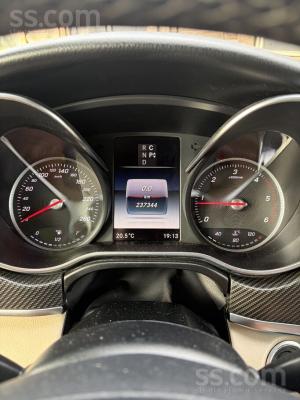 Brūns Mercedes-Benz V 250 2017 Rīga, ar dzinēja tilpumu 2.00 L un nobraukumu 237 tūkst. km par 35000 €, foto 3 vietnē AUTOMOTO.COM.LV