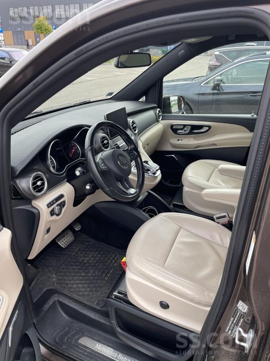 Brūns Mercedes-Benz V 250 2017 Rīga, ar dzinēja tilpumu 2.00 L un nobraukumu 237 tūkst. km par 35000 €, foto 4 vietnē AUTOMOTO.COM.LV