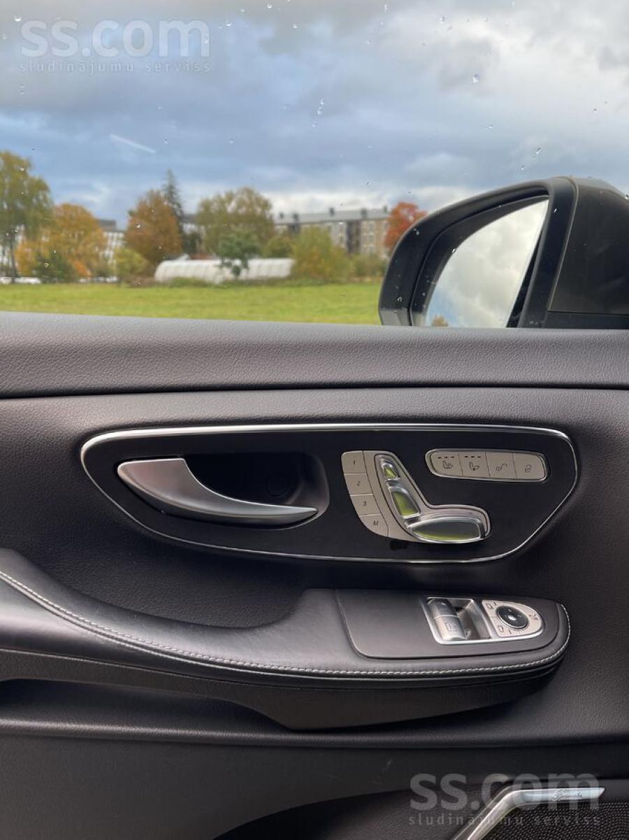 Brown Mercedes-Benz V 250 2017 in Riga, with an engine capacity of 2.20 L and mileage of 226 thousand km for 38500 €, photo 8 on AUTOMOTO.COM.LV