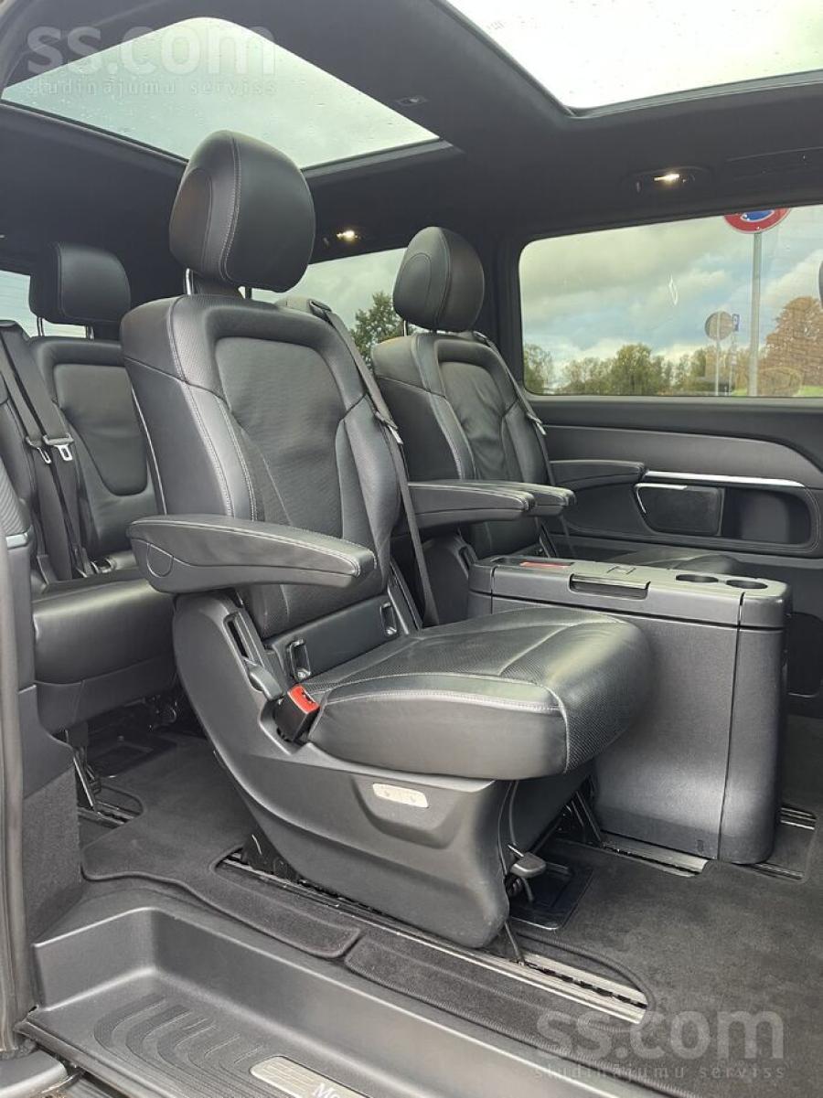 Brown Mercedes-Benz V 250 2017 in Riga, with an engine capacity of 2.20 L and mileage of 226 thousand km for 38500 €, photo 10 on AUTOMOTO.COM.LV