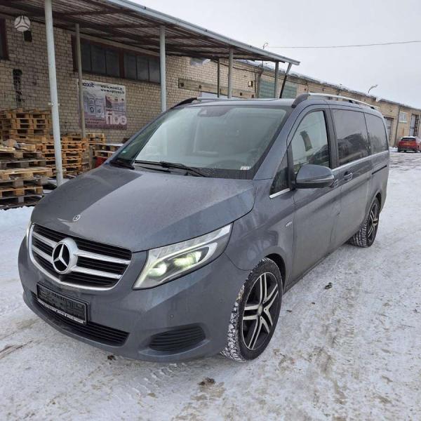 Pelēks Mercedes-Benz V 250 2017 Tauragė, ar dzinēja tilpumu 2.20 L un nobraukumu 199 tūkst. km par 24950 €, foto 1 vietnē AUTOMOTO.COM.LV