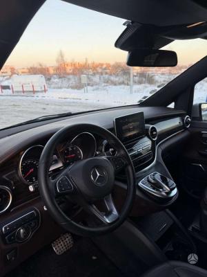 Grey Mercedes-Benz V 250 2017 in Vilnius, with an engine capacity of 2.20 L and mileage of 291 thousand km for 18900 €, photo 16 on AUTOMOTO.COM.LV