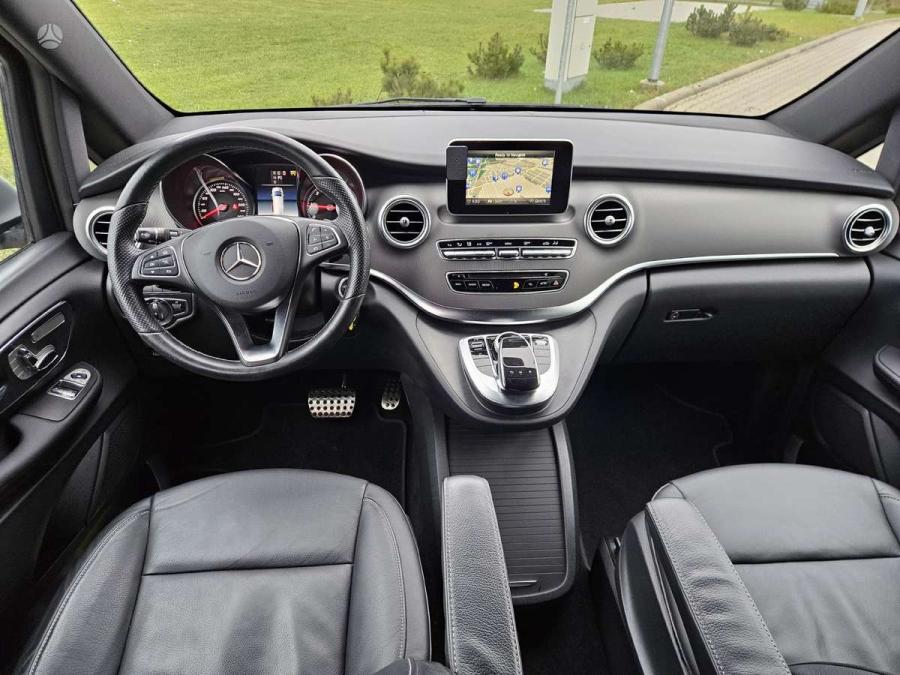 Grey Mercedes-Benz V 250 2018 in Siauliai, with an engine capacity of 2.10 L and mileage of 322 thousand km for 29900 €, photo 13 on AUTOMOTO.COM.LV