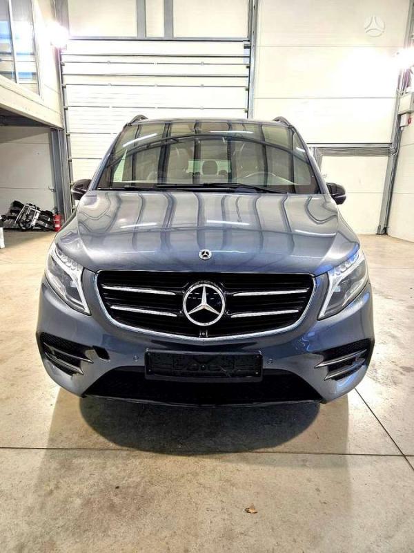 Pelēks Mercedes-Benz V 250 2019 Marijampole, ar dzinēja tilpumu 2.14 L un nobraukumu 317 tūkst. km par 27709 €, foto 2 vietnē AUTOMOTO.COM.LV