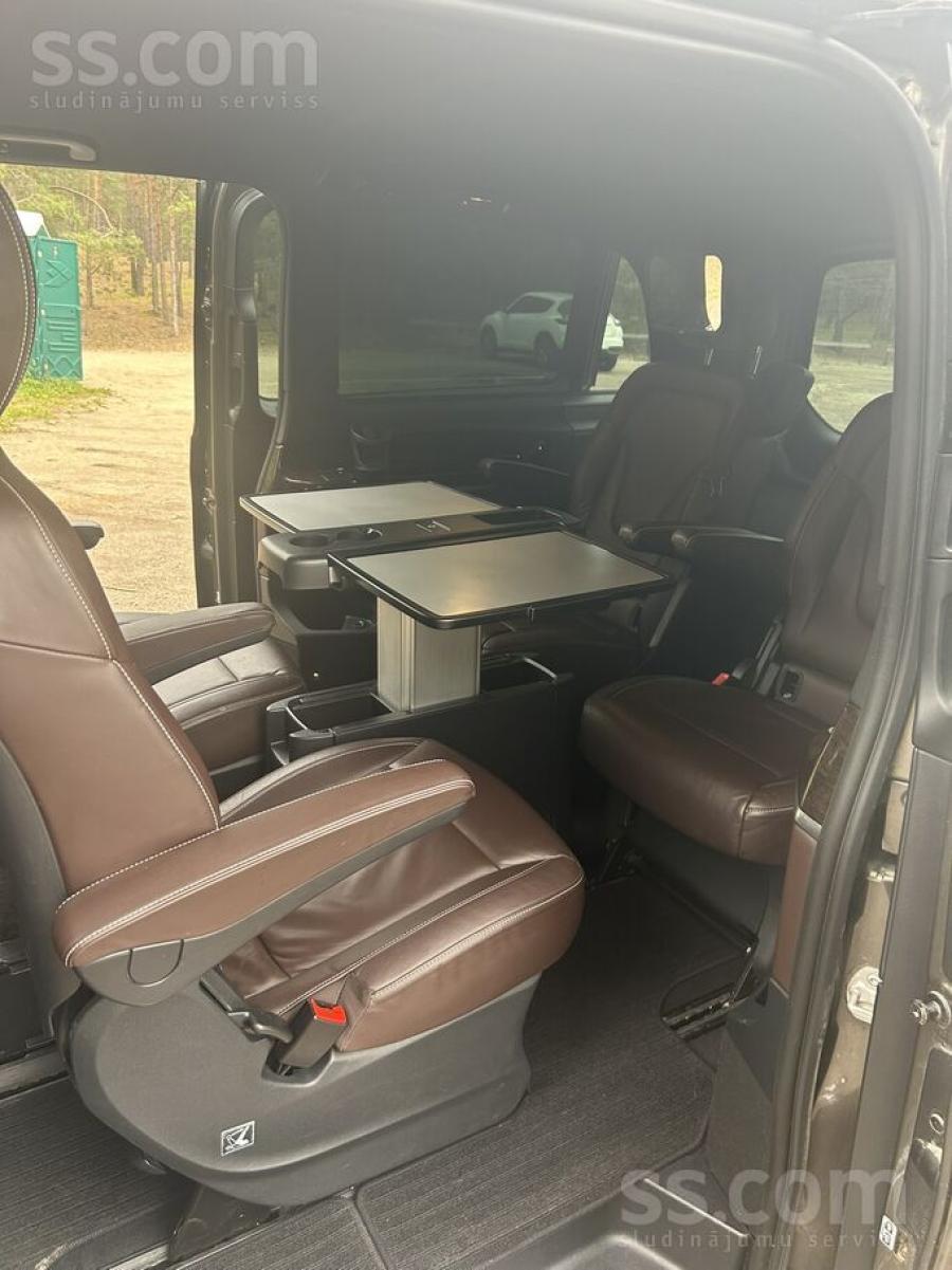 Pelēks Mercedes-Benz V 250 2015 Rīga, ar dzinēja tilpumu 2.20 L un nobraukumu 193 tūkst. km par 26800 €, foto 14 vietnē AUTOMOTO.COM.LV