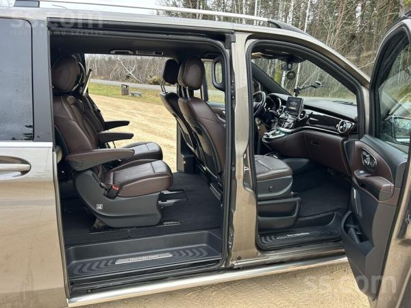 Pelēks Mercedes-Benz V 250 2015 Rīga, ar dzinēja tilpumu 2.20 L un nobraukumu 0 tūkst. km par 23000 €, foto 6 vietnē AUTOMOTO.COM.LV