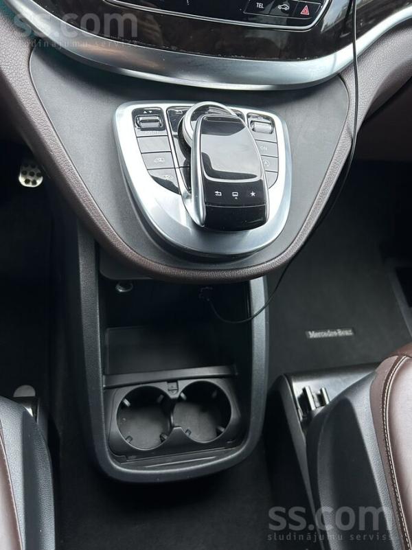 Pelēks Mercedes-Benz V 250 2015 Rīga, ar dzinēja tilpumu 2.20 L un nobraukumu 0 tūkst. km par 23000 €, foto 10 vietnē AUTOMOTO.COM.LV
