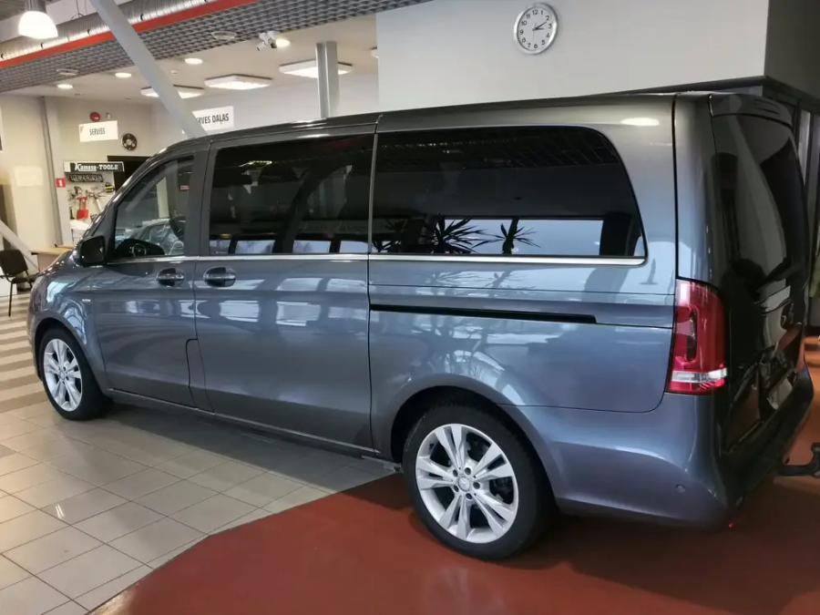 Grey Mercedes-Benz V 250 2016 in Kuldiga, with an engine capacity of 2.20 L and mileage of 221 thousand km for 29990 €, photo 6 on AUTOMOTO.COM.LV