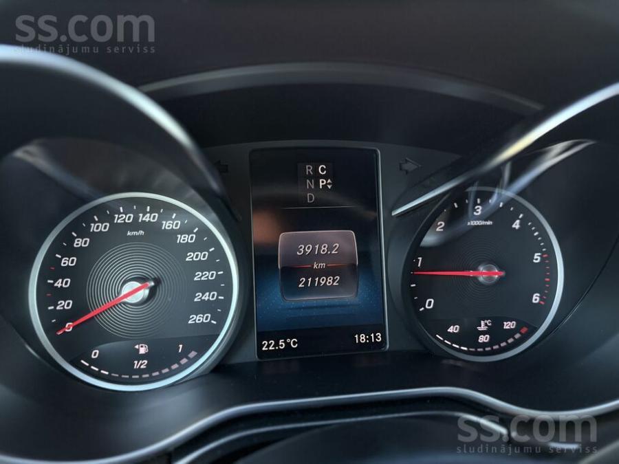Pelēks Mercedes-Benz V 250 2020 Jelgava, ar dzinēja tilpumu 2.00 L un nobraukumu 0 tūkst. km par 36500 €, foto 18 vietnē AUTOMOTO.COM.LV