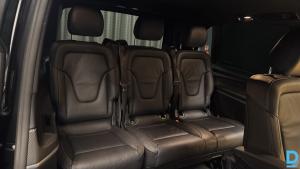 Pelēks Mercedes-Benz V 250 2021 Mārupe, ar dzinēja tilpumu 2.00 L un nobraukumu 109 tūkst. km par 47990 €, foto 10 vietnē AUTOMOTO.COM.LV