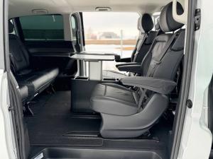 Grey Mercedes-Benz V 250 2016 in Riga, with an engine capacity of 2.10 L and mileage of 243 thousand km for 25995 €, photo 10 on AUTOMOTO.COM.LV