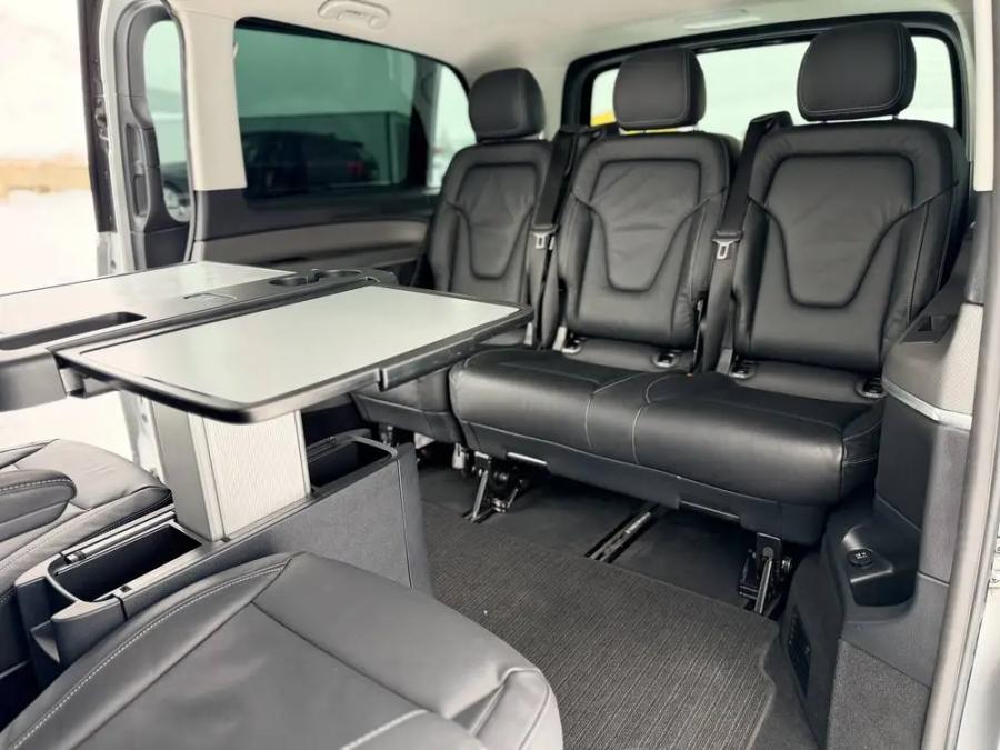 Grey Mercedes-Benz V 250 2016 in Riga, with an engine capacity of 2.10 L and mileage of 243 thousand km for 25995 €, photo 13 on AUTOMOTO.COM.LV