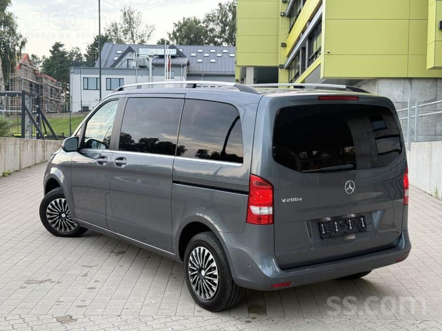 Pelēks Mercedes-Benz V 250 2017 Rīga, ar dzinēja tilpumu 2.10 L un nobraukumu 0 tūkst. km par 18850 €, foto 5 vietnē AUTOMOTO.COM.LV