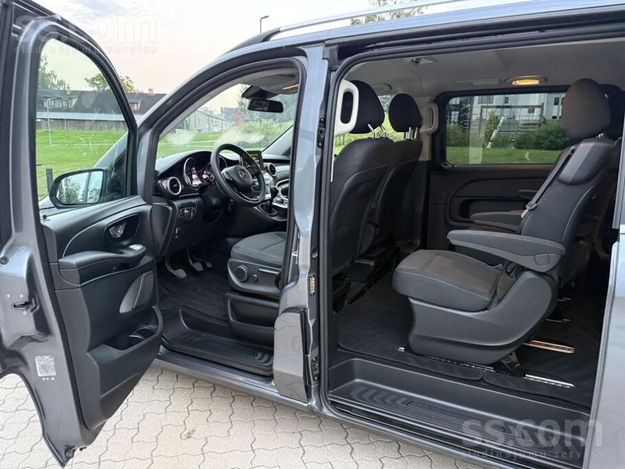 Pelēks Mercedes-Benz V 250 2017 Rīga, ar dzinēja tilpumu 2.10 L un nobraukumu 0 tūkst. km par 18850 €, foto 9 vietnē AUTOMOTO.COM.LV