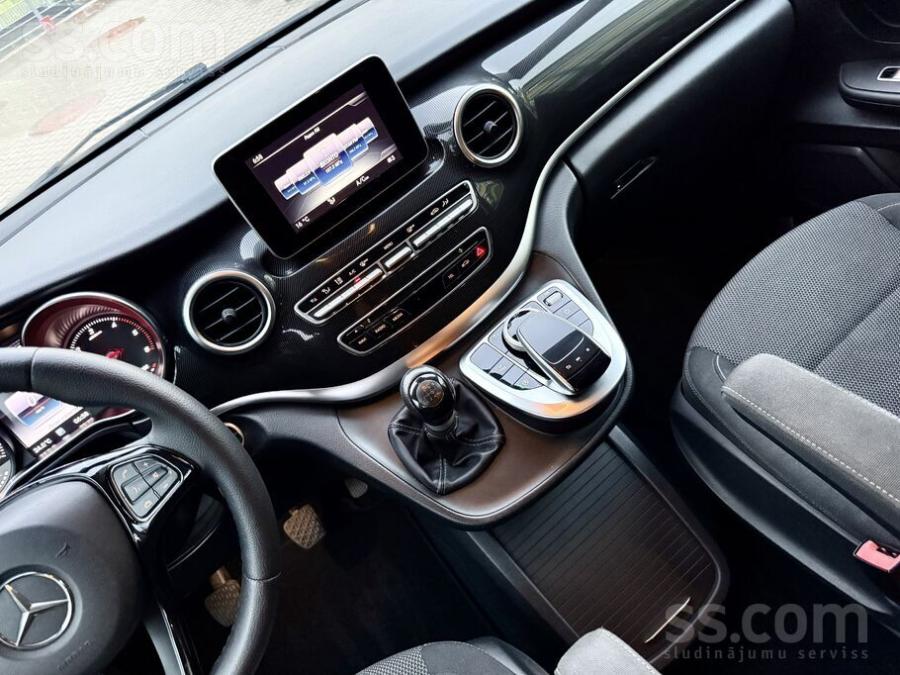 Pelēks Mercedes-Benz V 250 2017 Rīga, ar dzinēja tilpumu 2.10 L un nobraukumu 0 tūkst. km par 18850 €, foto 25 vietnē AUTOMOTO.COM.LV