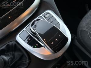 Pelēks Mercedes-Benz V 250 2017 Rīga, ar dzinēja tilpumu 2.10 L un nobraukumu 0 tūkst. km par 18850 €, foto 30 vietnē AUTOMOTO.COM.LV