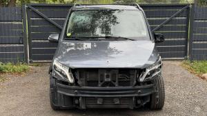 Grey Mercedes-Benz V 250 2019 in Jonava, with an engine capacity of 1.95 L and mileage of 270 thousand km for 18500 €, photo 7 on AUTOMOTO.COM.LV
