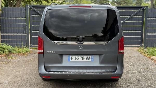 Grey Mercedes-Benz V 250 2019 in Jonava, with an engine capacity of 1.95 L and mileage of 270 thousand km for 18500 €, photo 11 on AUTOMOTO.COM.LV