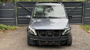 Grey Mercedes-Benz V 250 2019 in Jonava, with an engine capacity of 1.95 L and mileage of 270 thousand km for 18500 €, photo 15 on AUTOMOTO.COM.LV