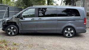 Grey Mercedes-Benz V 250 2019 in Jonava, with an engine capacity of 1.95 L and mileage of 270 thousand km for 18500 €, photo 17 on AUTOMOTO.COM.LV