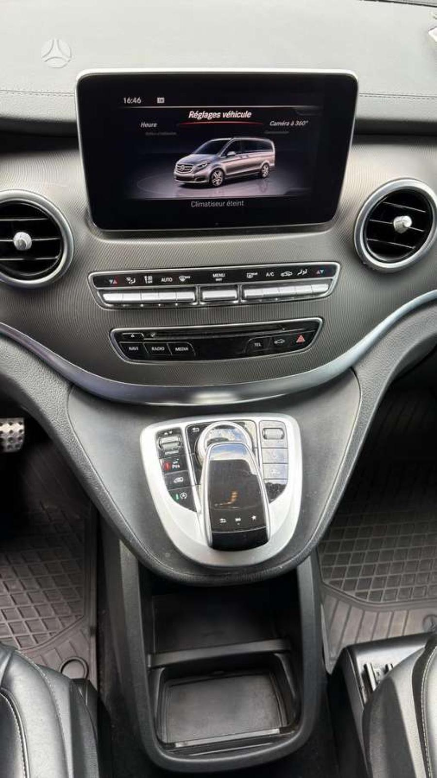 Grey Mercedes-Benz V 250 2019 in Jonava, with an engine capacity of 1.95 L and mileage of 270 thousand km for 18500 €, photo 24 on AUTOMOTO.COM.LV