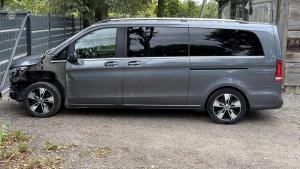 Pelēks Mercedes-Benz V 250 2019 Jonava, ar dzinēja tilpumu 1.95 L un nobraukumu 270 tūkst. km par 17999 €, foto 5 vietnē AUTOMOTO.COM.LV