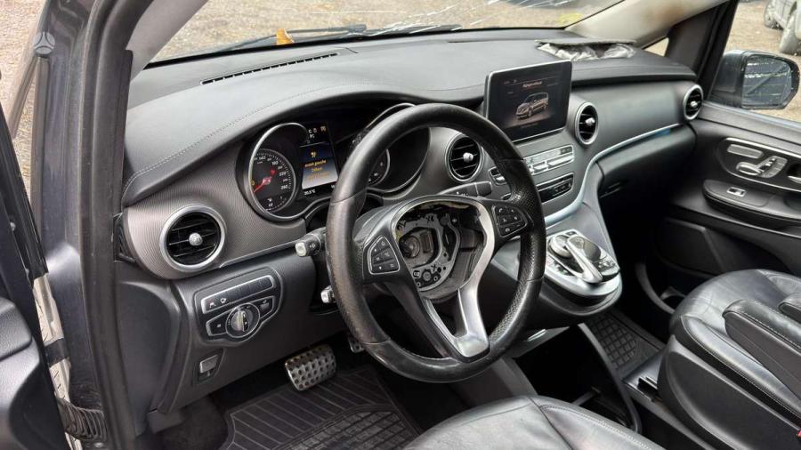 Pelēks Mercedes-Benz V 250 2019 Jonava, ar dzinēja tilpumu 1.95 L un nobraukumu 270 tūkst. km par 17999 €, foto 22 vietnē AUTOMOTO.COM.LV