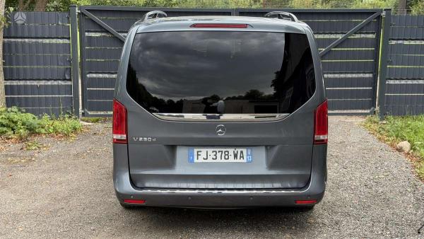 Pelēks Mercedes-Benz V 250 2019 Jonava, ar dzinēja tilpumu 1.95 L un nobraukumu 270 tūkst. km par 17500 €, foto 4 vietnē AUTOMOTO.COM.LV