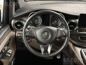 Grey Mercedes-Benz V 250 2020 in Riga, with an engine capacity of 2.00 L and mileage of 70 thousand km for 56990 €, photo 8 on AUTOMOTO.COM.LV