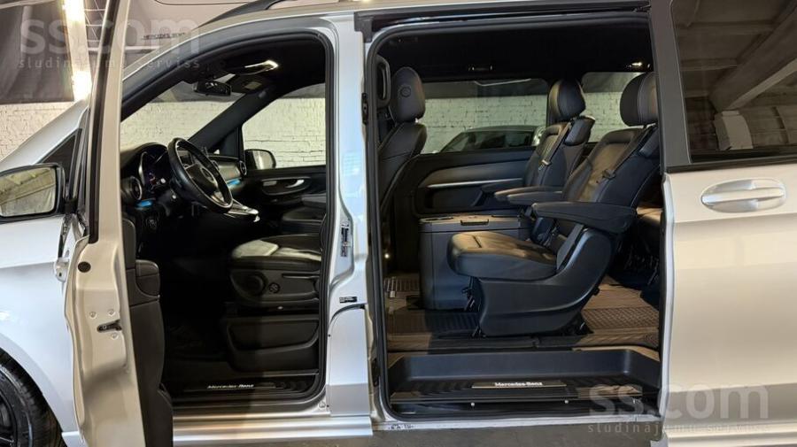 Grey Mercedes-Benz V 250 2022 in Riga, with an engine capacity of 2.00 L and mileage of 107 thousand km for 44900 €, photo 16 on AUTOMOTO.COM.LV