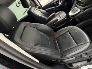 Mercedes-Benz V 250 2020 Viļņa, ar dzinēja tilpumu 1.95 L un nobraukumu 405 tūkst. km par 26500 €, foto 6 vietnē AUTOMOTO.COM.LV