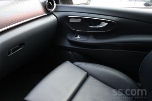 Sarkans Mercedes-Benz V 250 2023 Rīga, ar dzinēja tilpumu 2.00 L un nobraukumu 13 tūkst. km par 55990 €, foto 21 vietnē AUTOMOTO.COM.LV